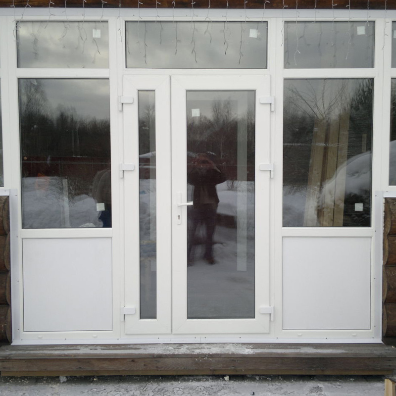 PVC durvis ar stiklu - Logijums